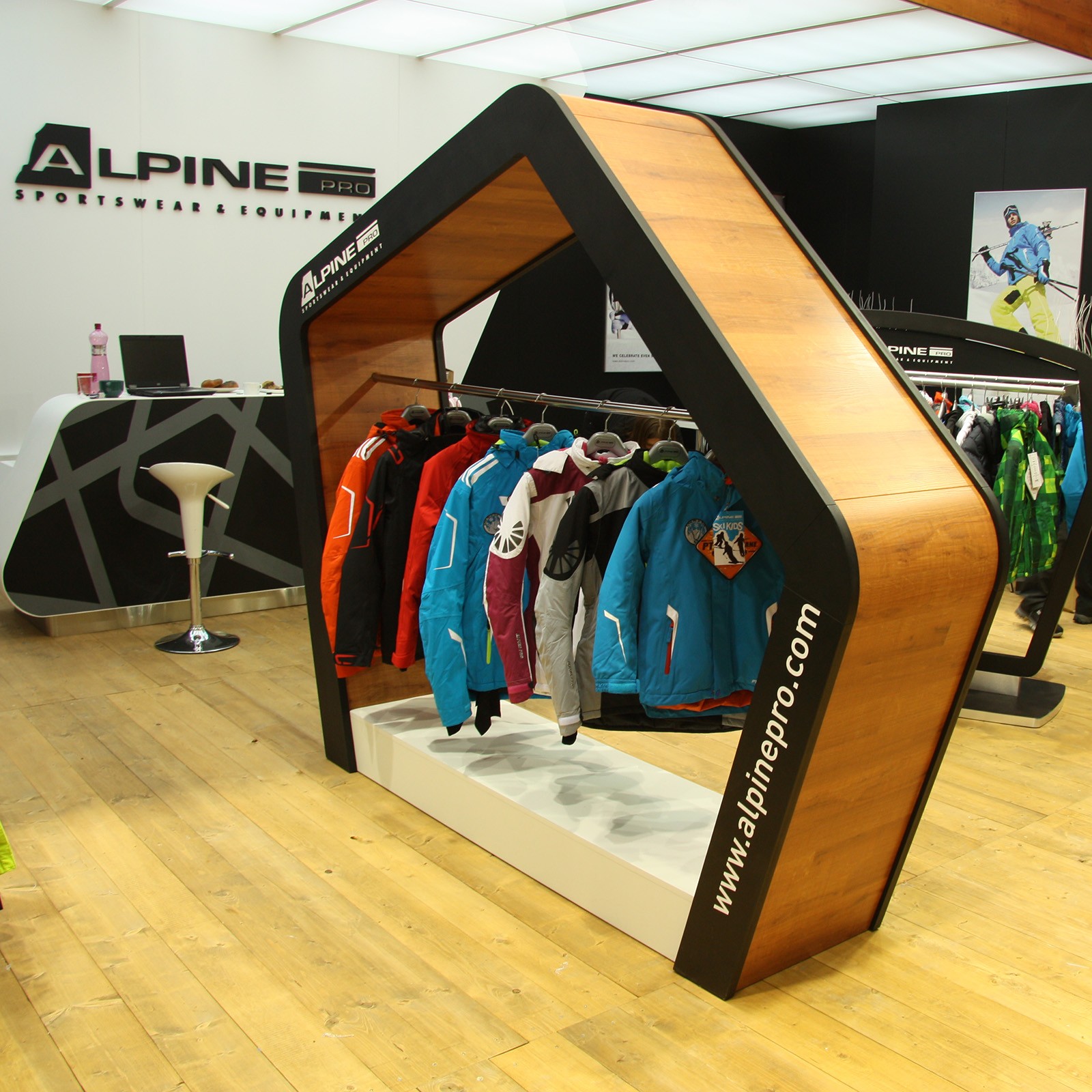 Alpine Pro | Moris.cz